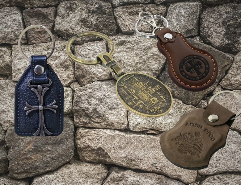 Unique Keychains & Keyrings: Leather & Metal Designs